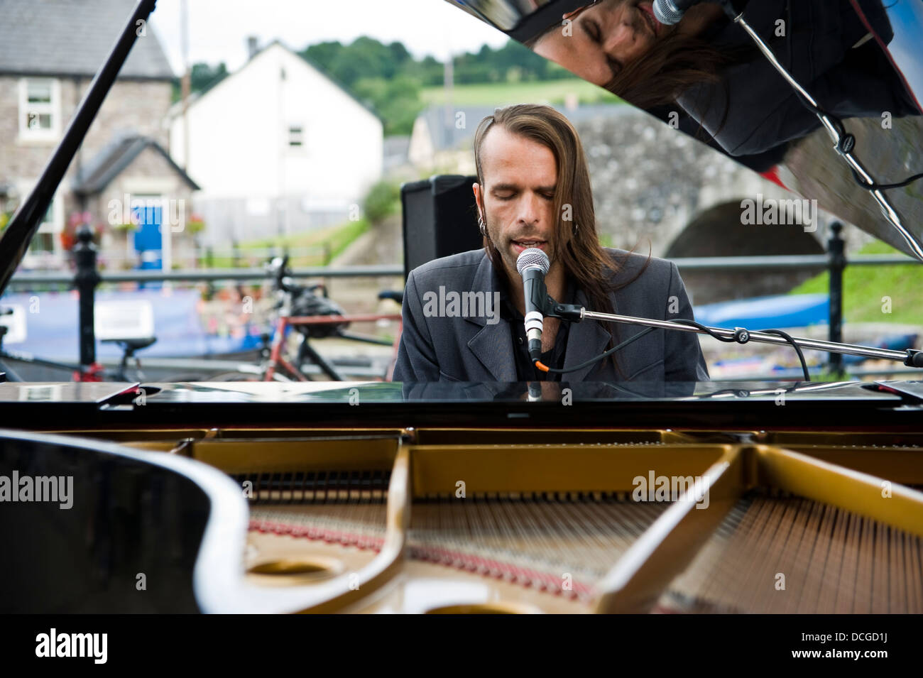 Pianists hi-res stock photography and images - Alamy