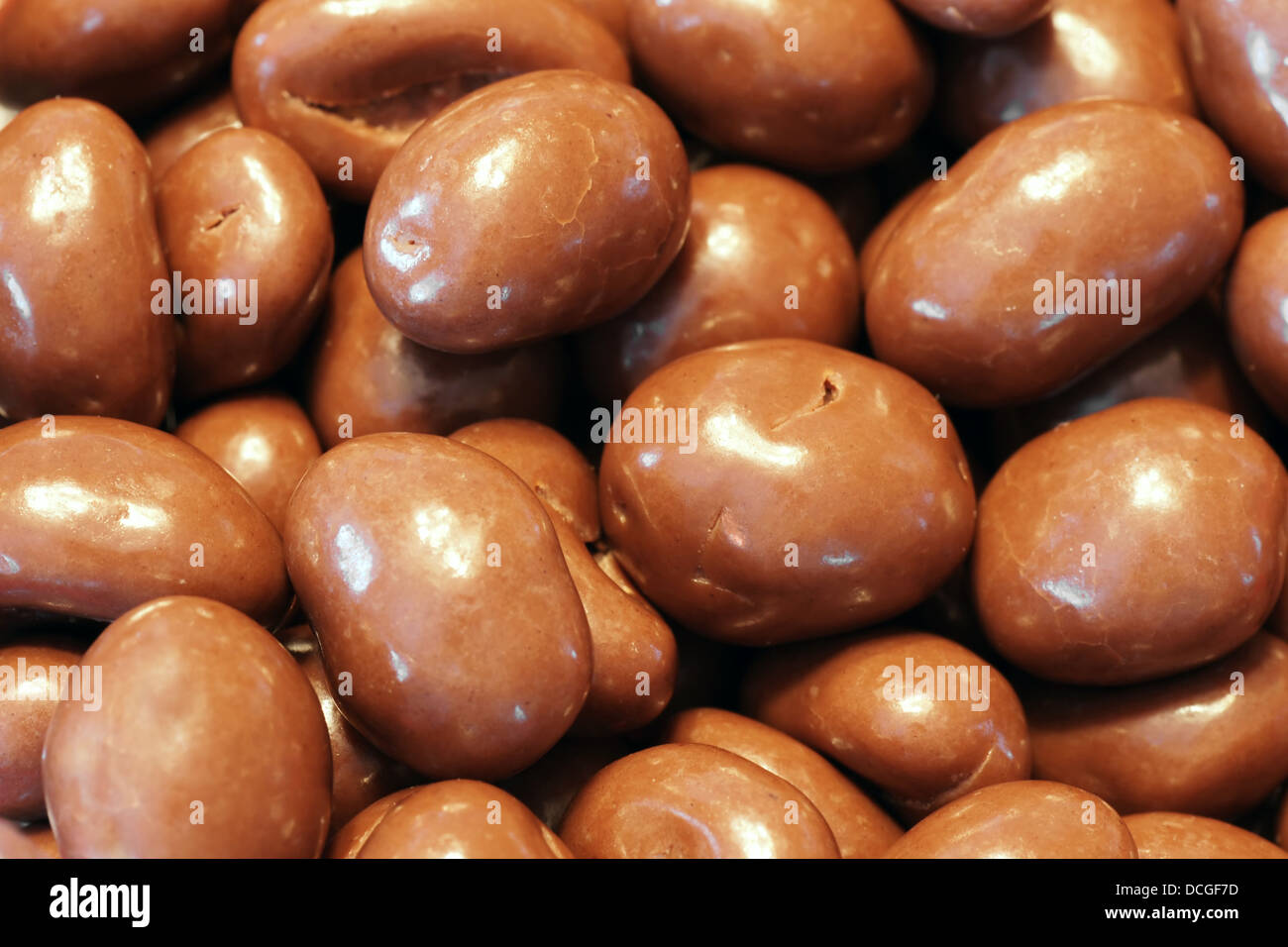 Milk chocolate almonds Stock Photo - Alamy