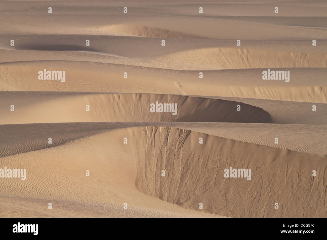 Beach sandscape hi-res stock photography and images - Alamy