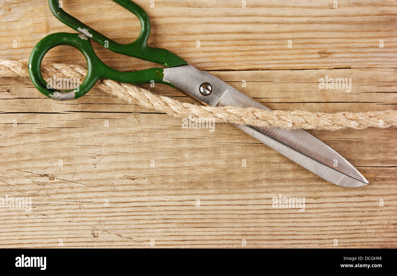 Old cut rope hi-res stock photography and images - Alamy