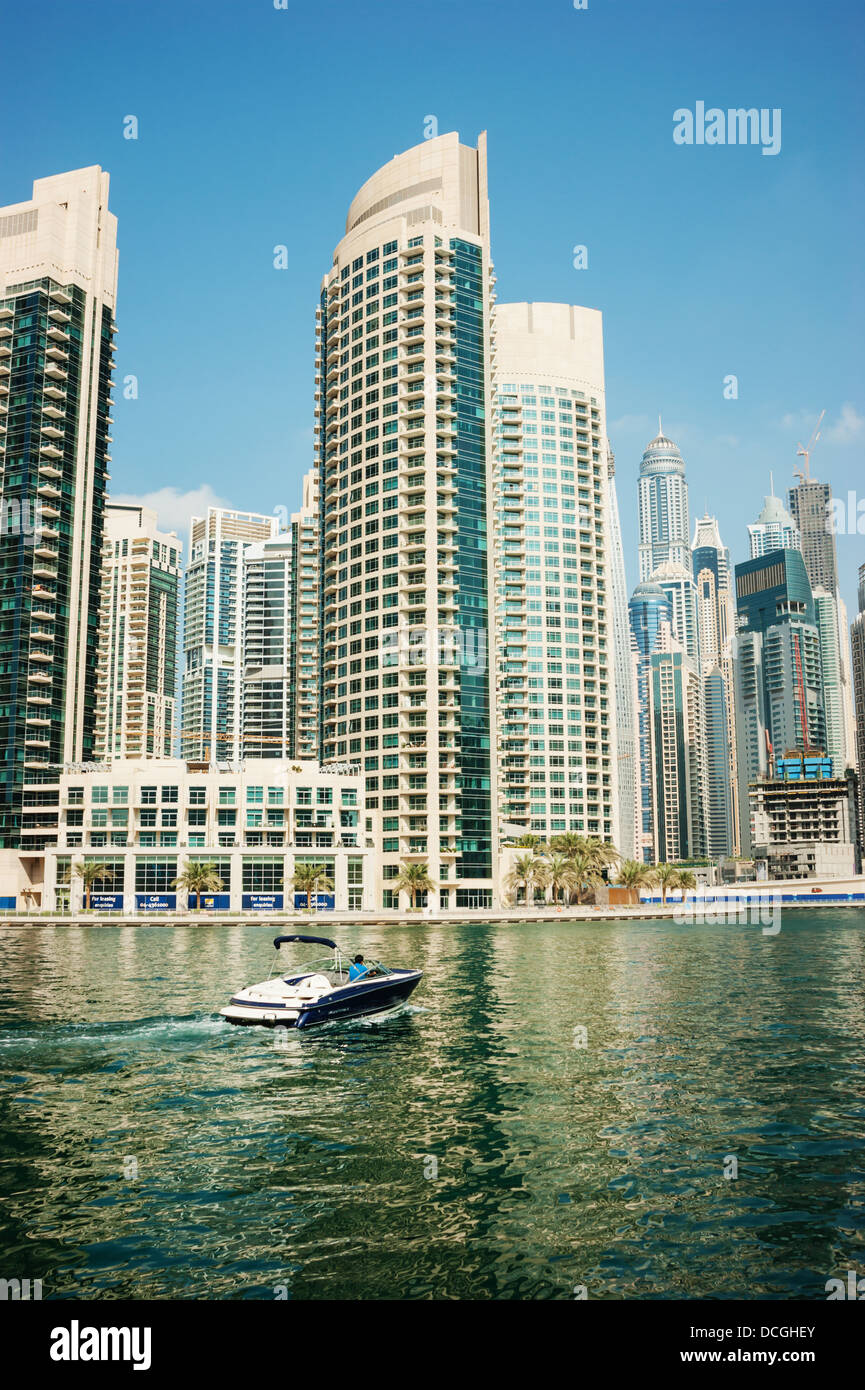 High rise buildings and dubai hi-res stock photography and images - Alamy