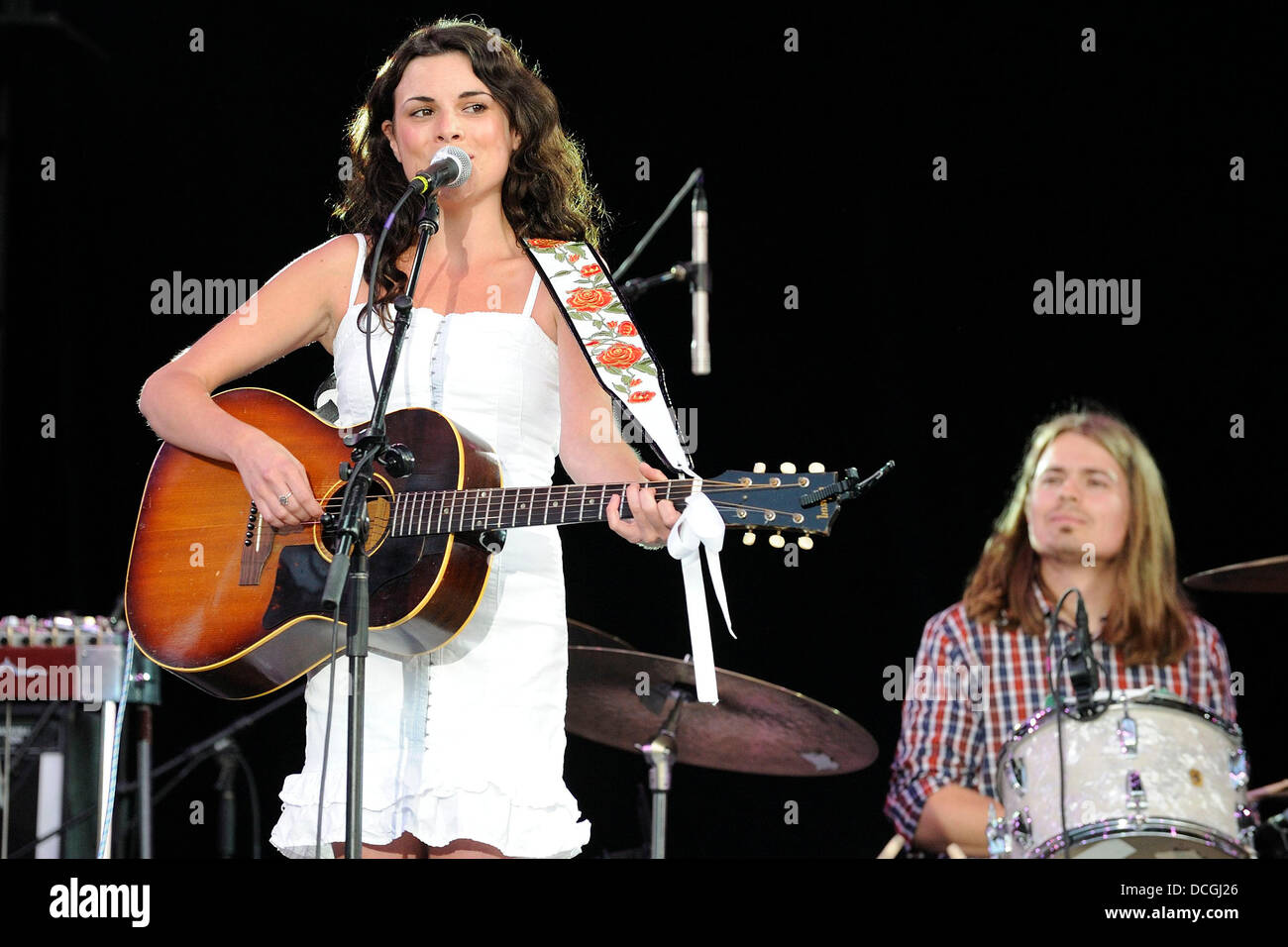 Toronto, Canada. 16th Aug 2013. Whitney Rose performs at the Bandshell ...