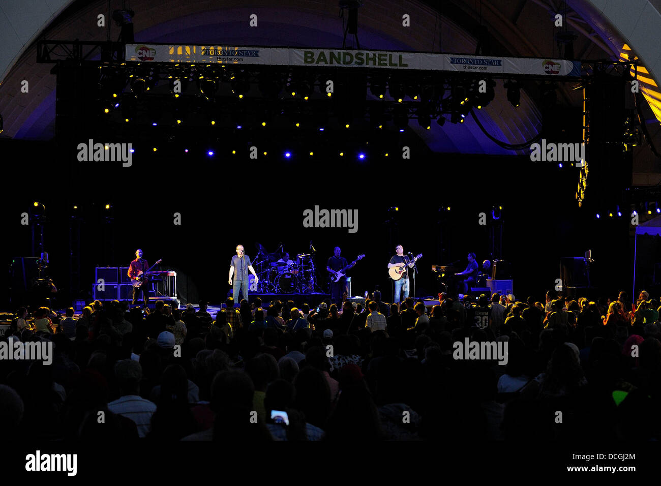 Craig reid proclaimers hi-res stock photography and images - Alamy