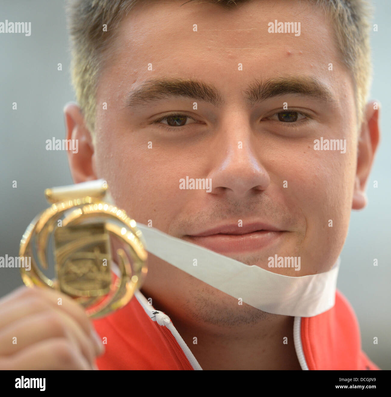 Moscow, Russia. 17th Aug, 2013. Gold medalist David Storl of Germany ...