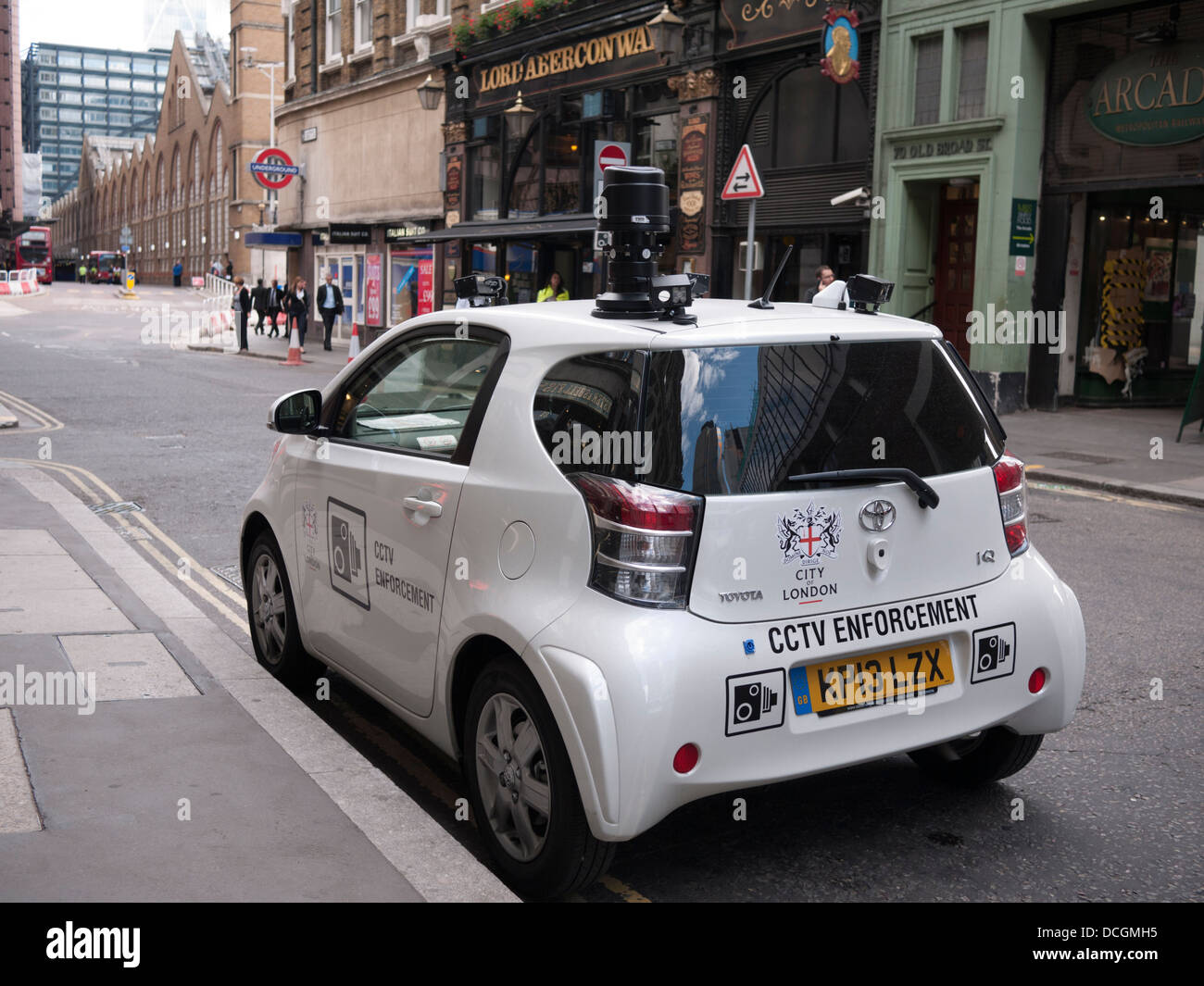 Traffic cctv camera hi-res stock photography and images - Alamy