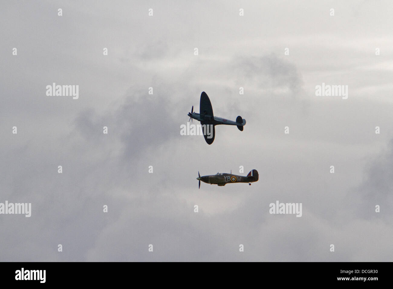 Spitfire salute hi-res stock photography and images - Alamy