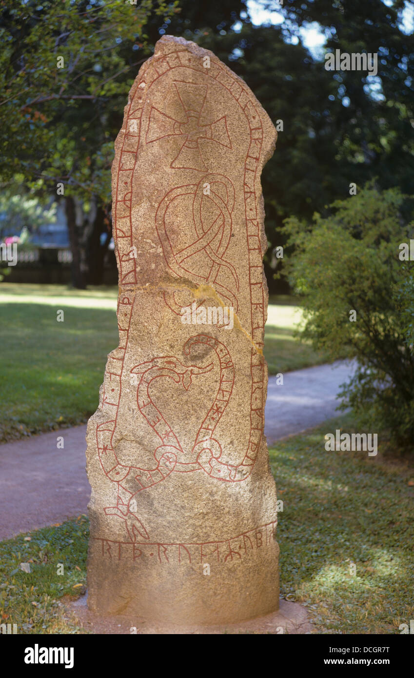 Rune stone dragon hi-res stock photography and images - Alamy
