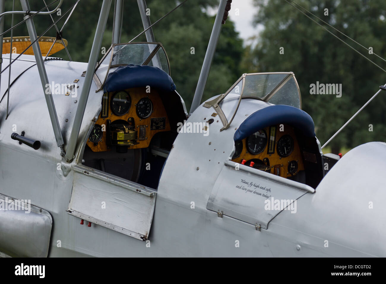 Tiger moth cockpit hi-res stock photography and images - Alamy
