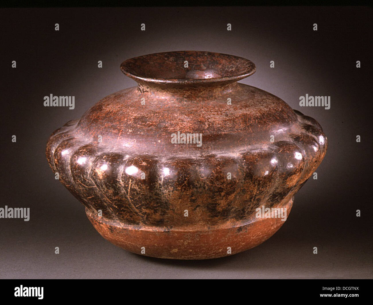 Collection of various ancient pottery hi-res stock photography and ...