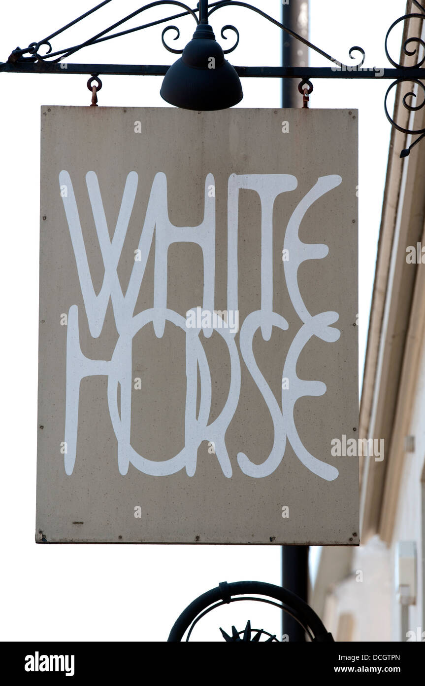 White Horse pub sign, Leamington Spa, UK Stock Photo - Alamy