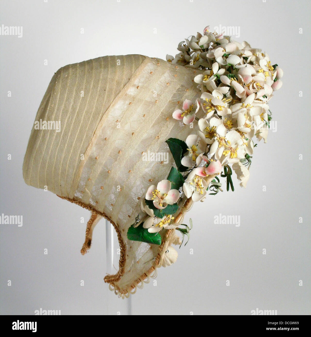 Woman's Bonnet (Wedding) 41.11.22 Stock Photo - Alamy