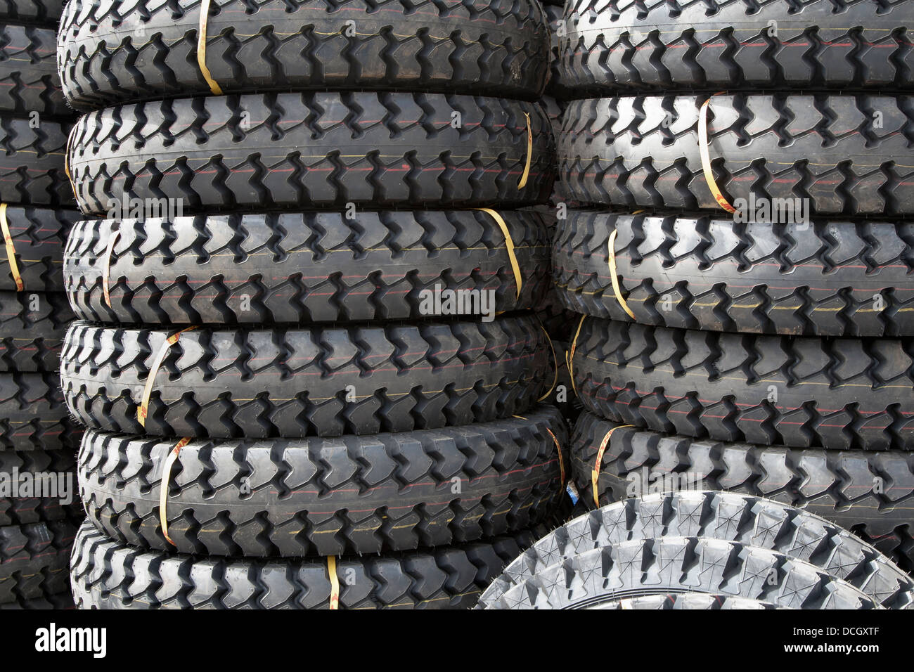 Stack of tyres Stock Photo - Alamy