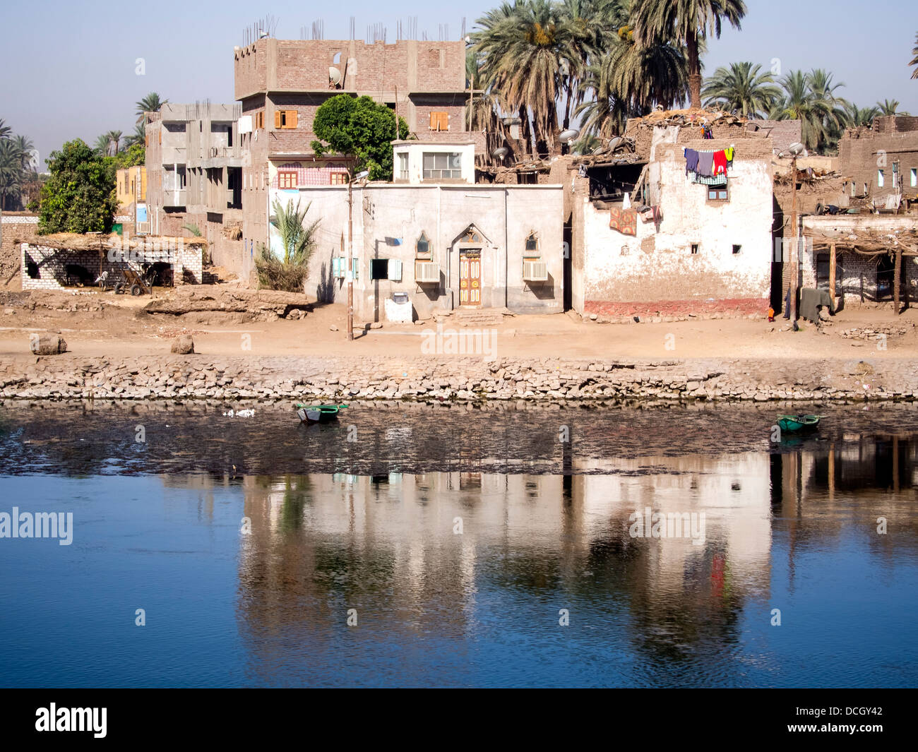 Nile house hi-res stock photography and images - Alamy