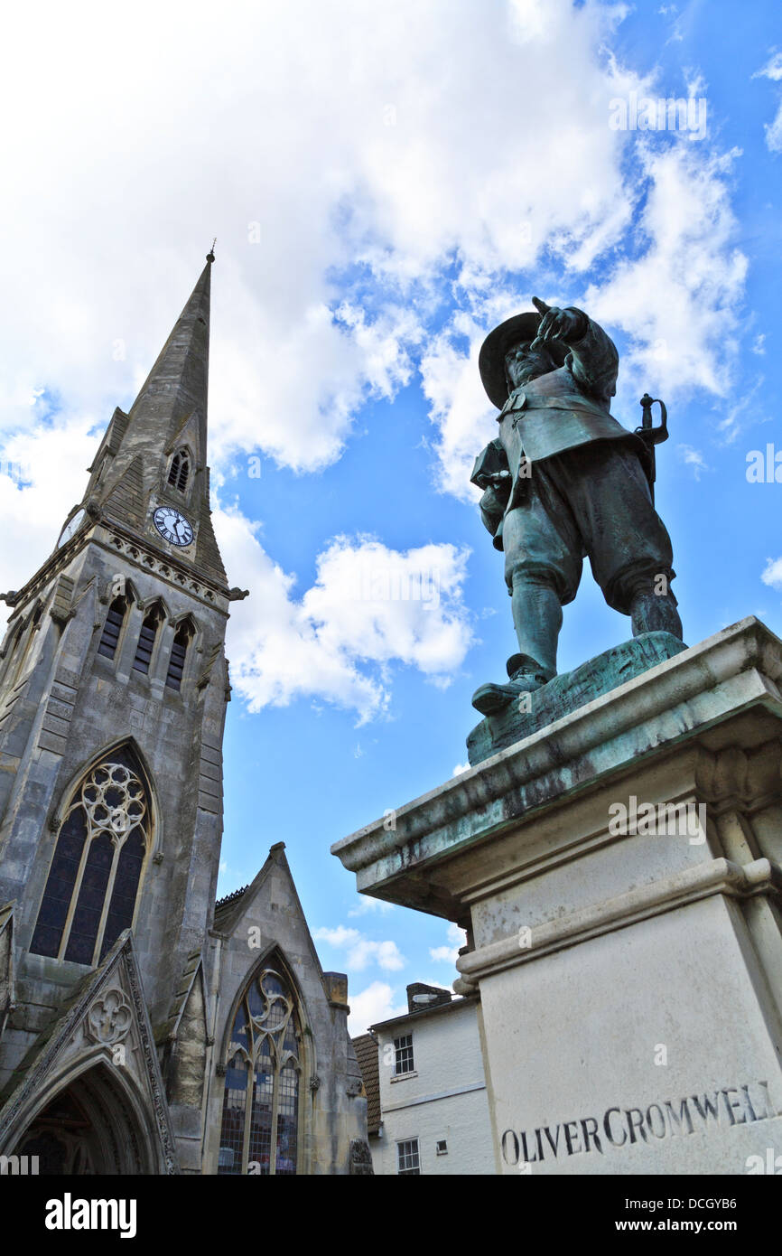 St Ives Free Church and statue of Oliver Cromwell in St Ives ...