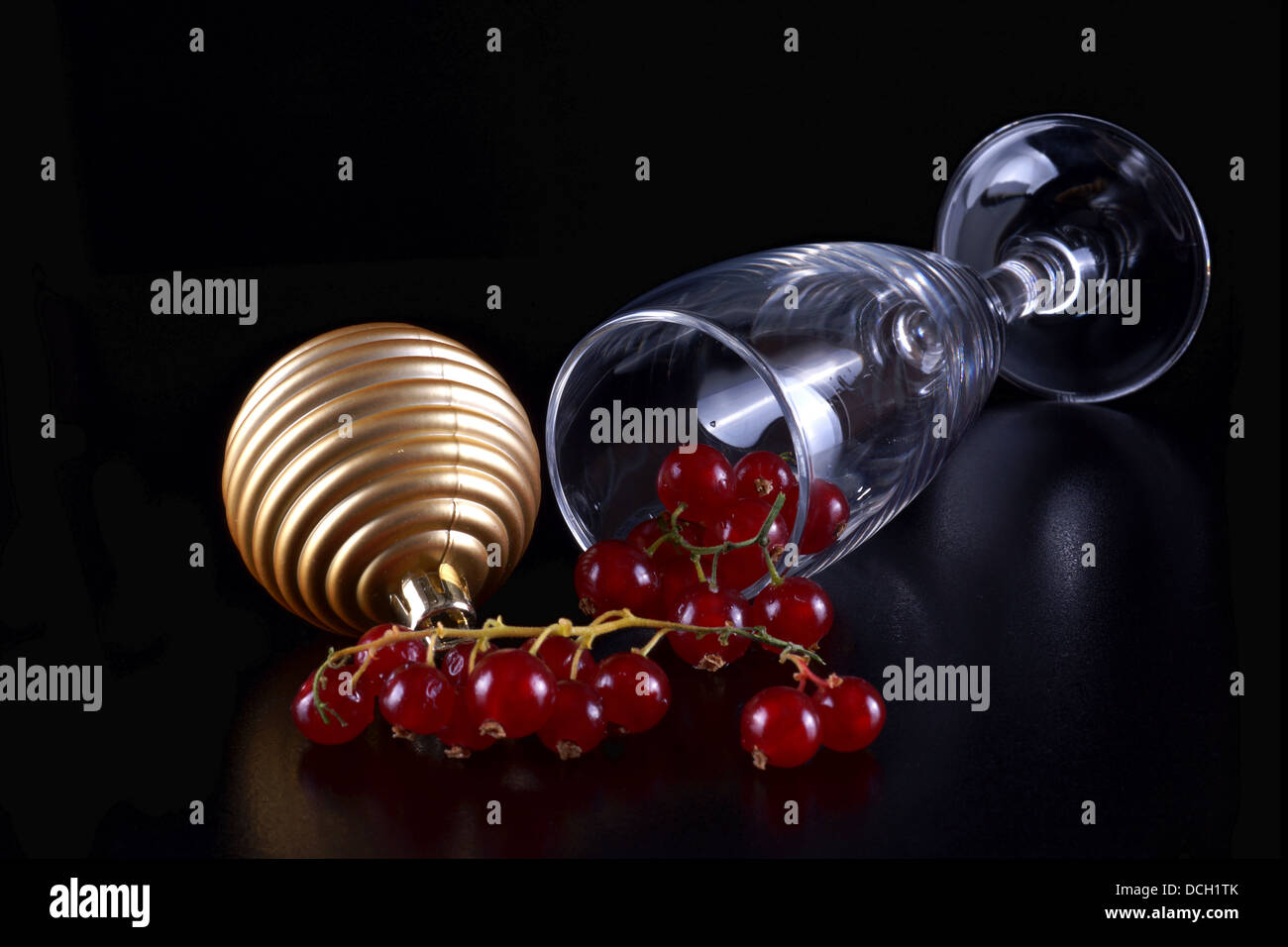 Curled decorations hi-res stock photography and images - Alamy