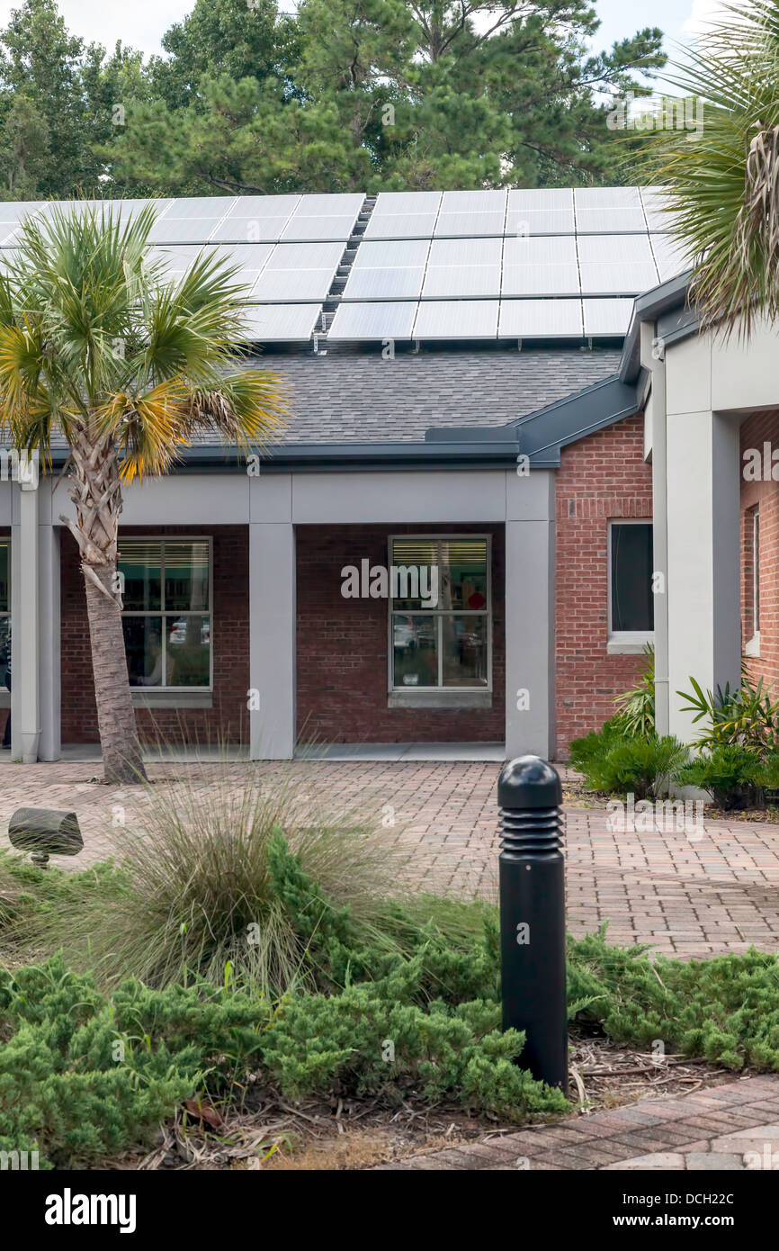Solar panels on the roof of the Alachua County Library Millhopper ...