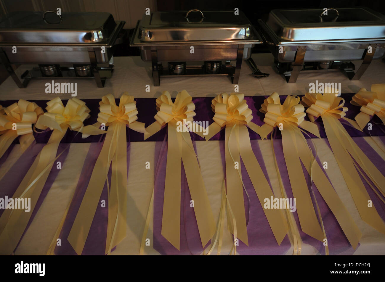 Ribbons at a wedding hi-res stock photography and images - Alamy