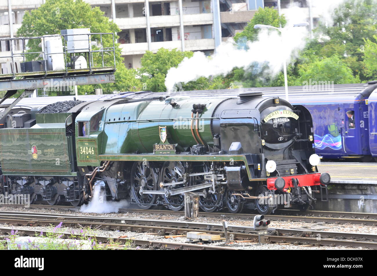 Bristol templemeads station hi-res stock photography and images - Alamy