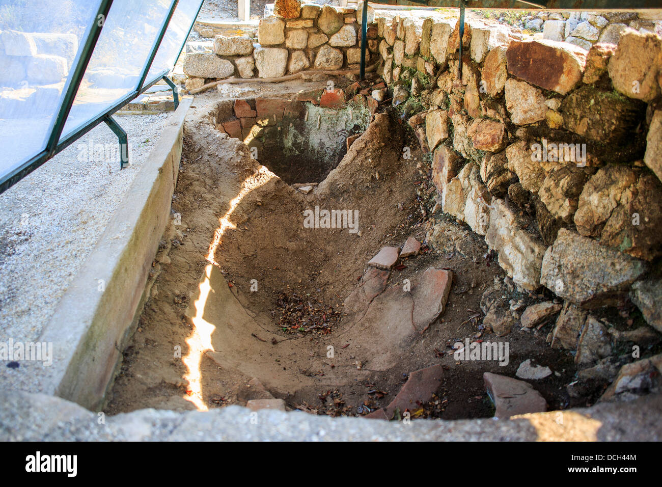 Aristotle stagira hi-res stock photography and images - Alamy