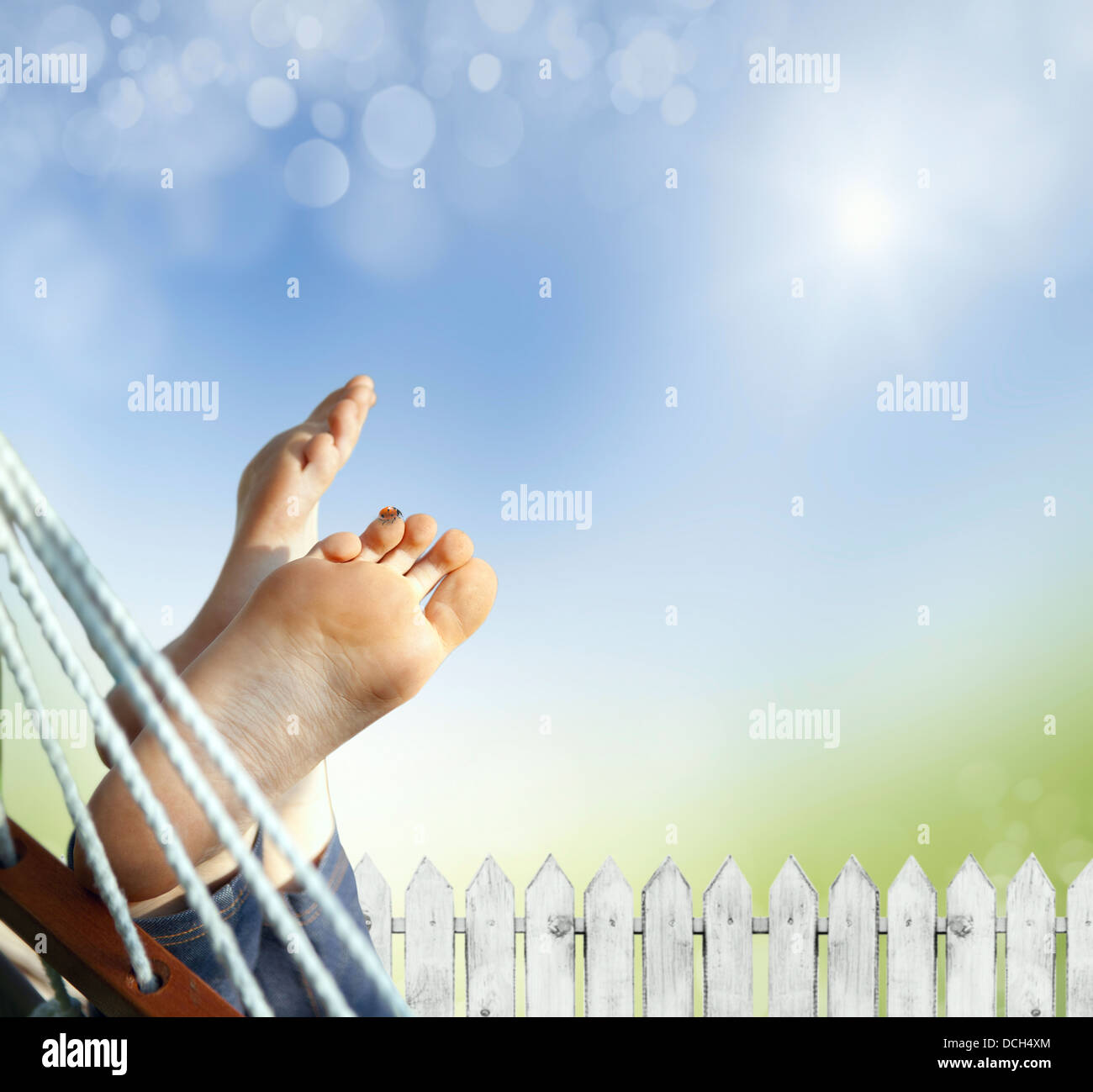 Relax in nature. Feet close up in a hammock Stock Photo - Alamy