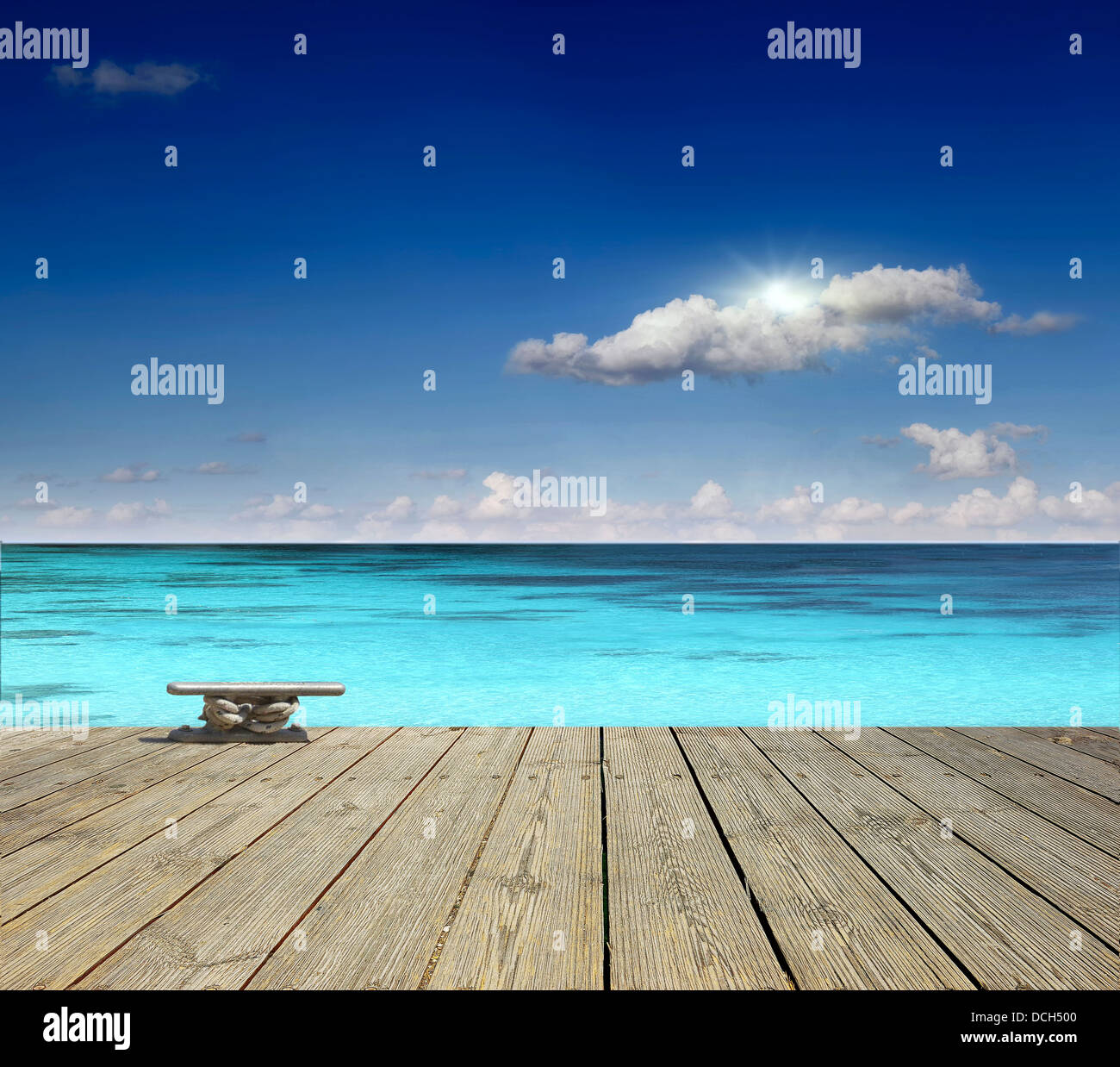 Blue ocean and blue sky with sun Stock Photo - Alamy