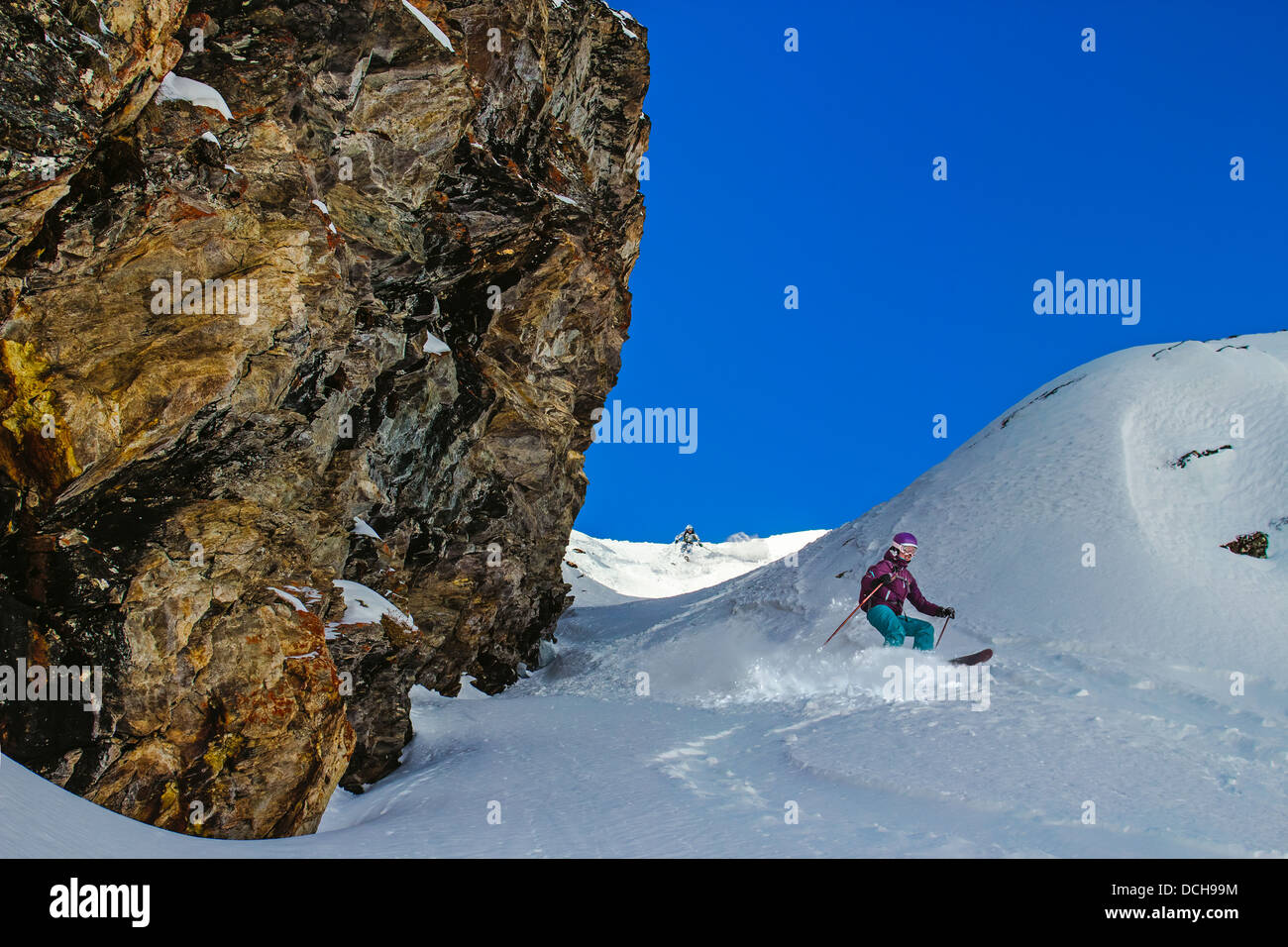 Colorful skiers hi-res stock photography and images - Alamy