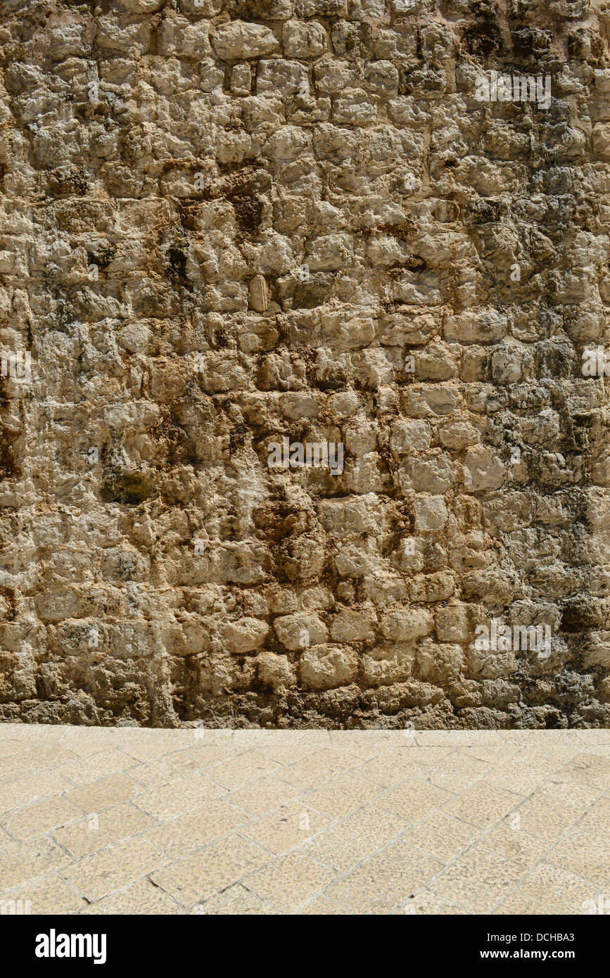 Tan tile wall hi-res stock photography and images - Alamy