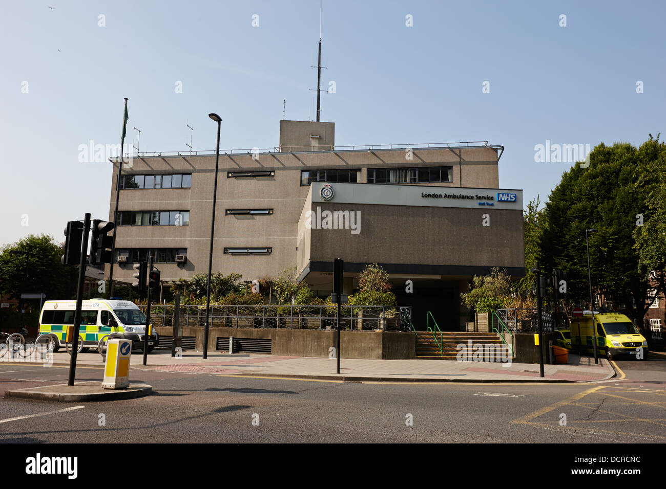 Nhs england offices hi-res stock photography and images - Alamy