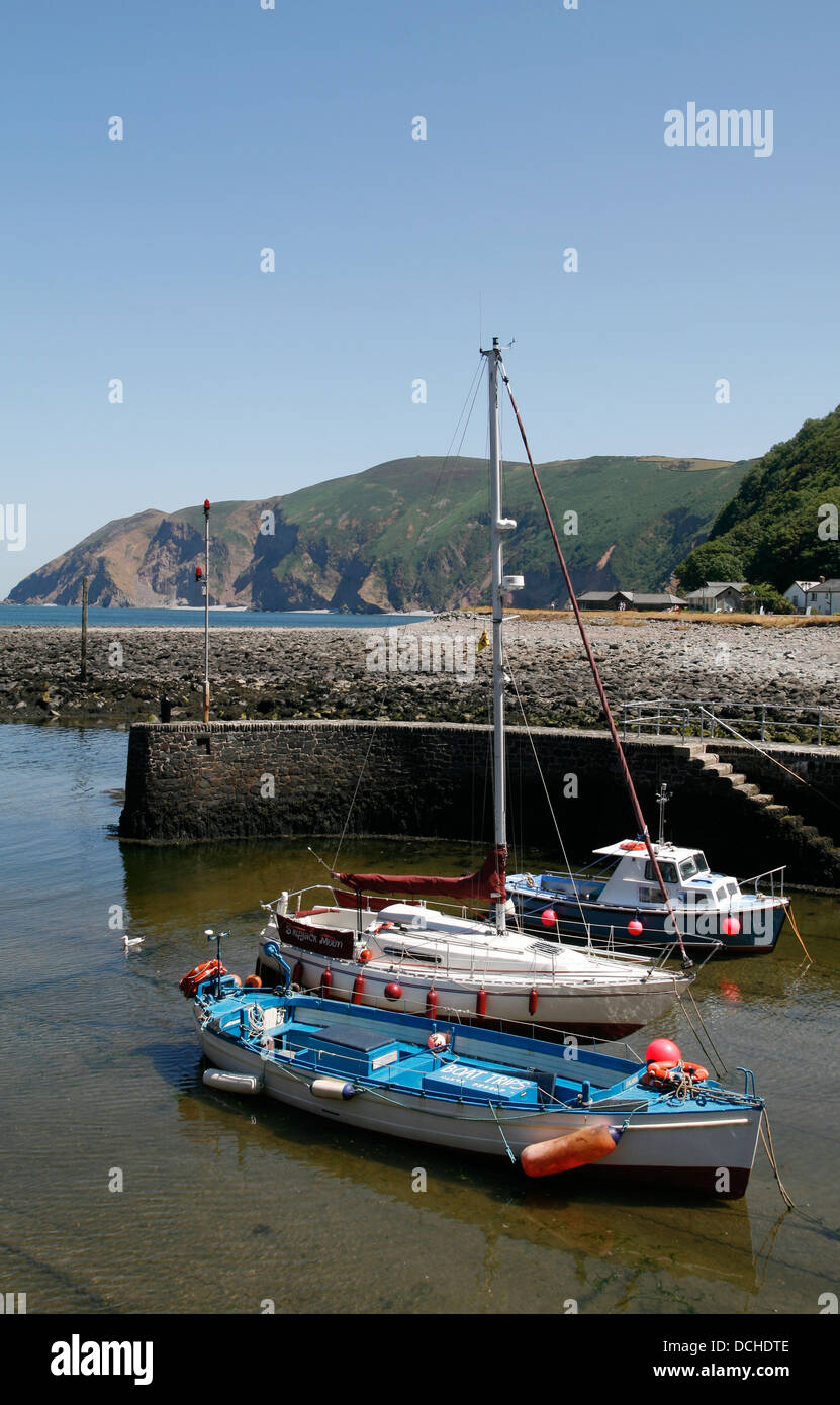 Harbour and Countisbury Hill Lynmouth Devon England UK Stock Photo - Alamy