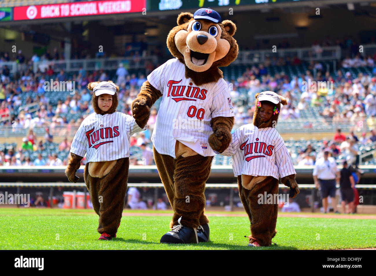 Minneapolis, MN, USA. 18th Aug, 2013. August 18th. 2013: Twins TC pre ...