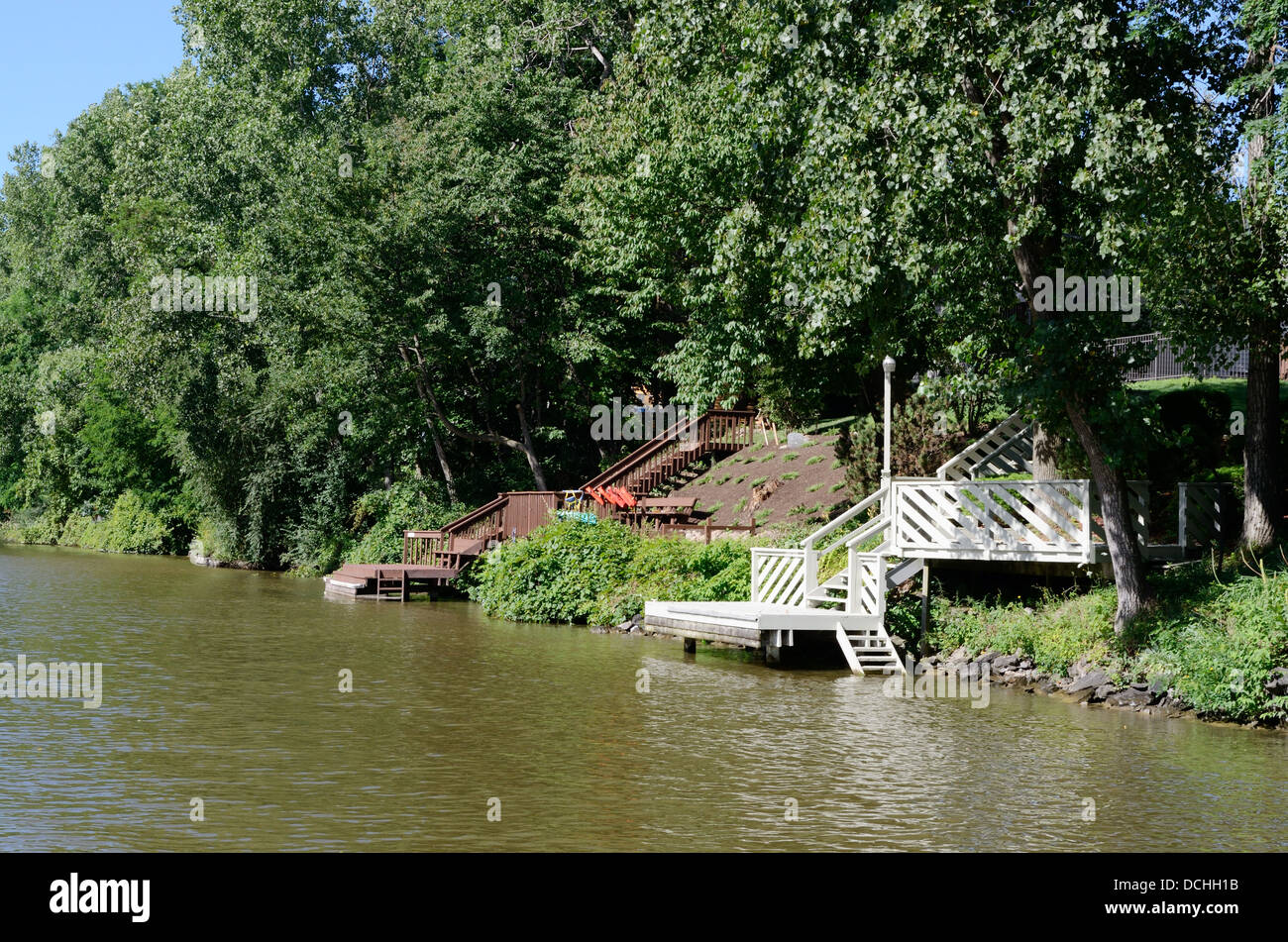 Private docks hi-res stock photography and images - Alamy