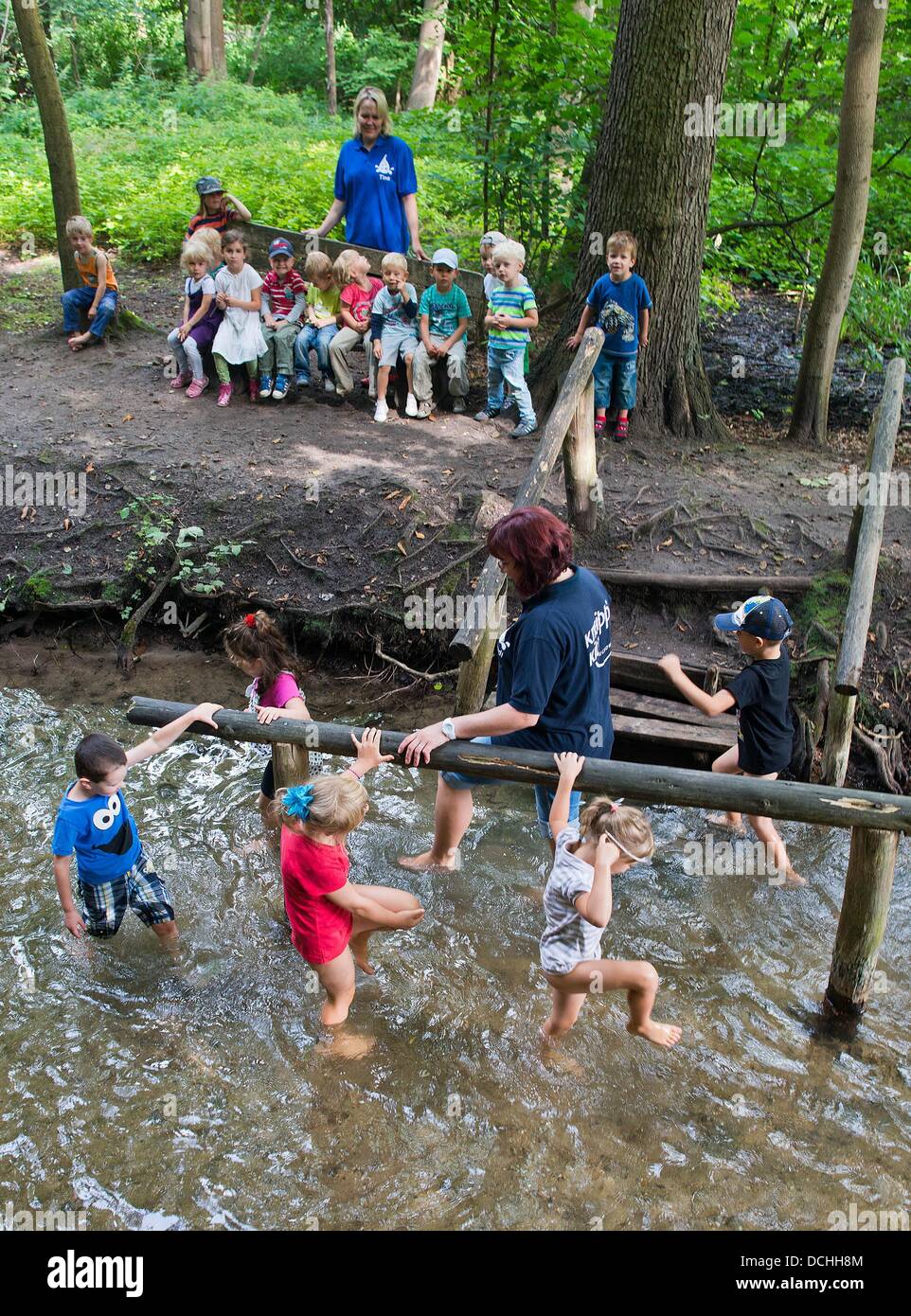 Schlang hi-res stock photography and images - Alamy