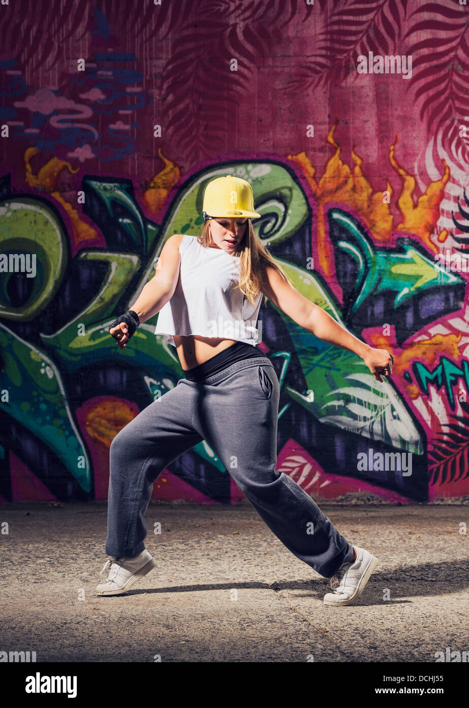 Young dancer movement hi-res stock photography and images - Alamy