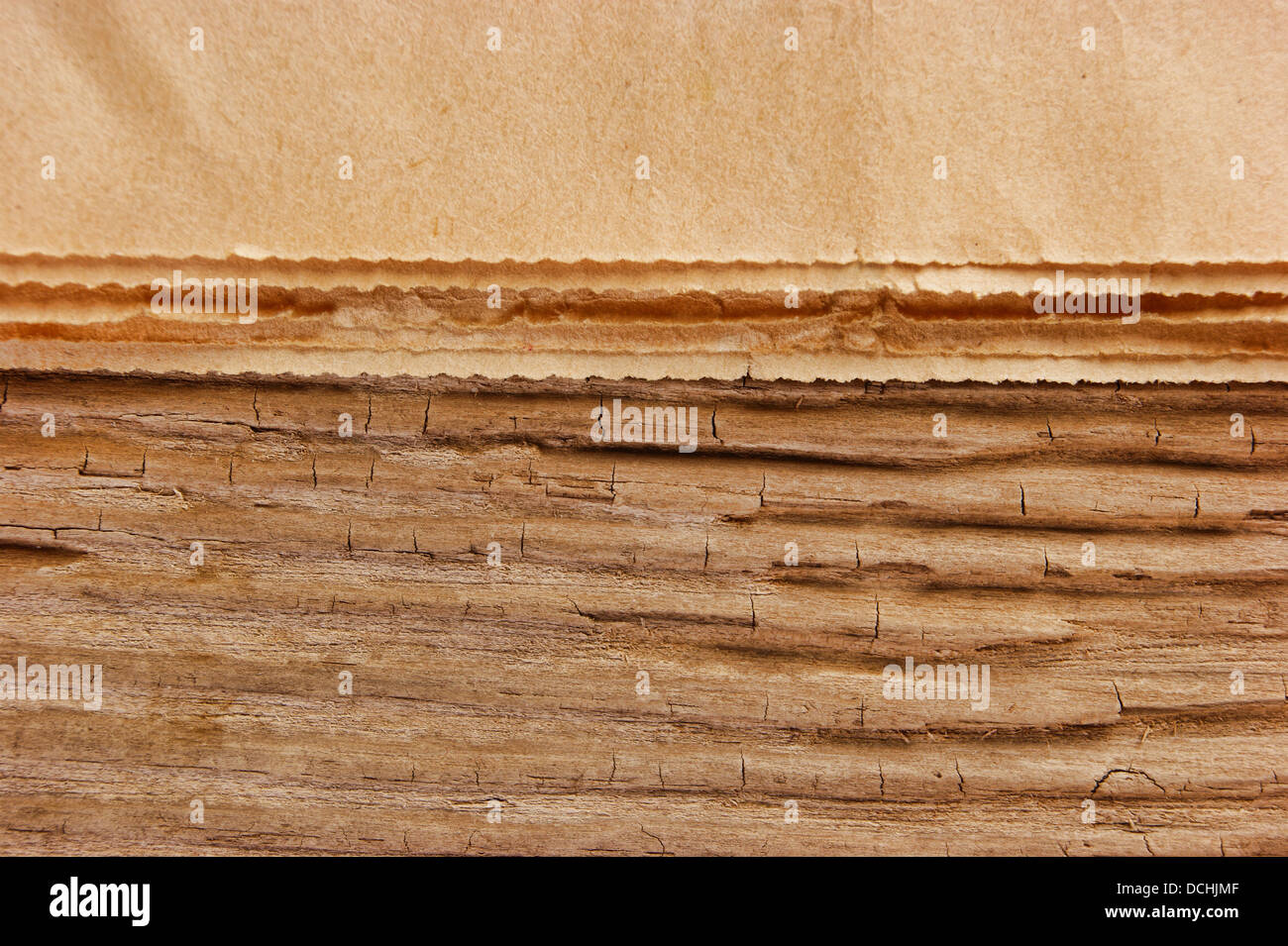 Newspaper edge hi-res stock photography and images - Alamy