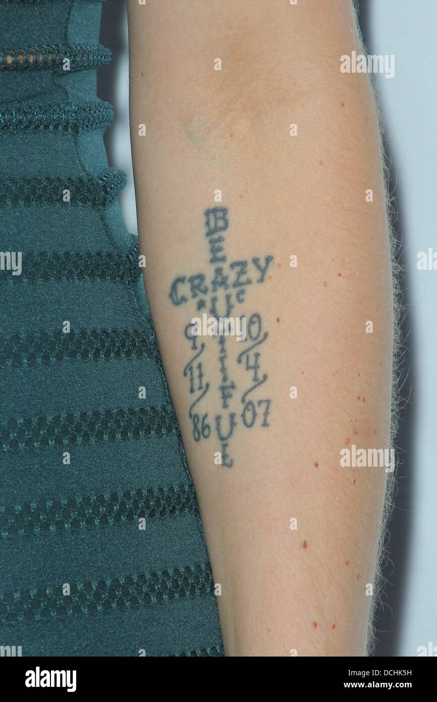 Agnes Bruckner Tattoos