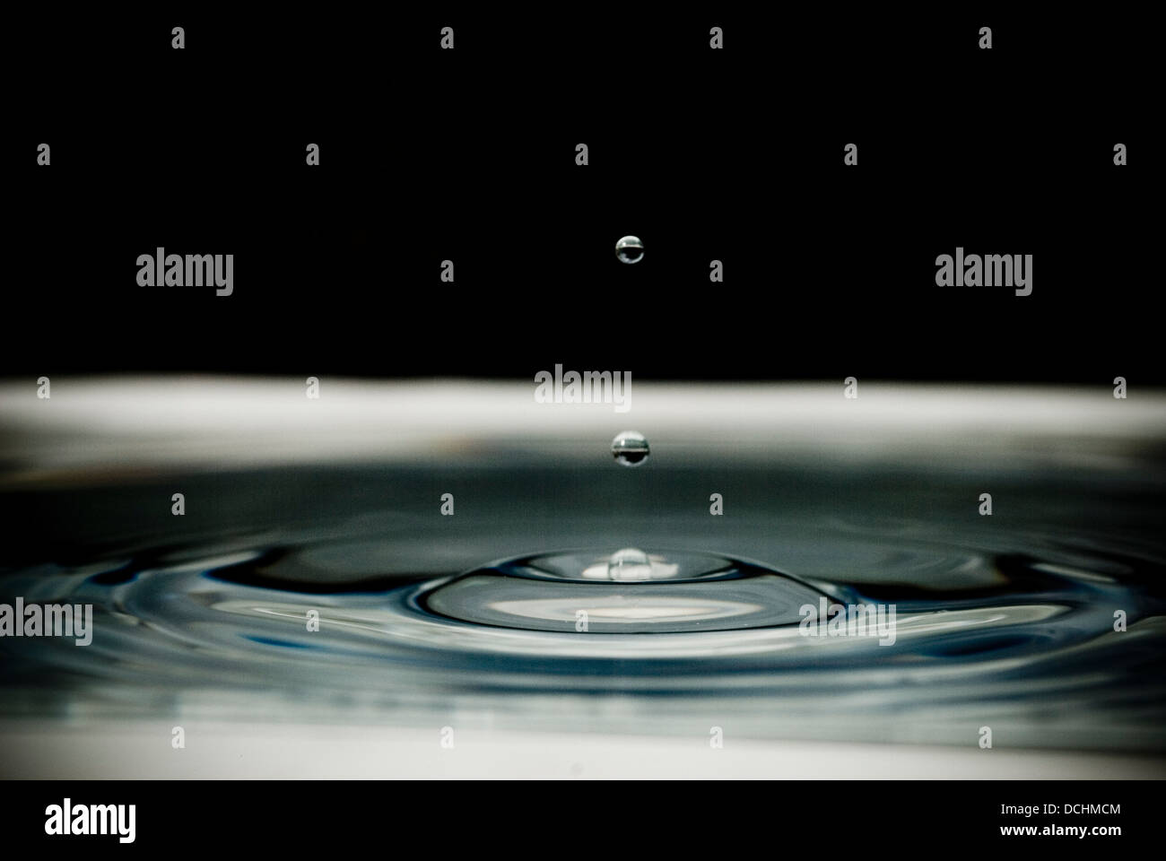 Water droplets or liquid drops splashing Stock Photo - Alamy