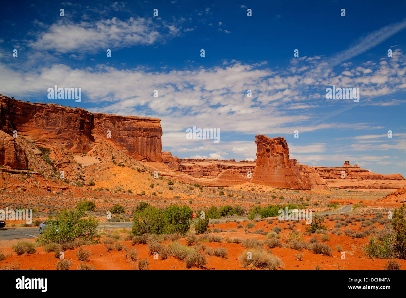 Arches national park monument valley hi-res stock photography and ...