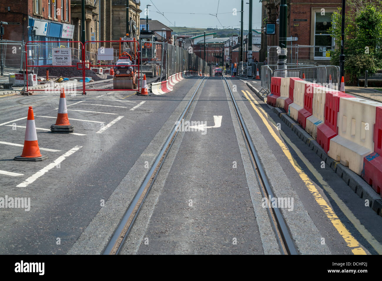 Empty metrolink trams hi-res stock photography and images - Alamy