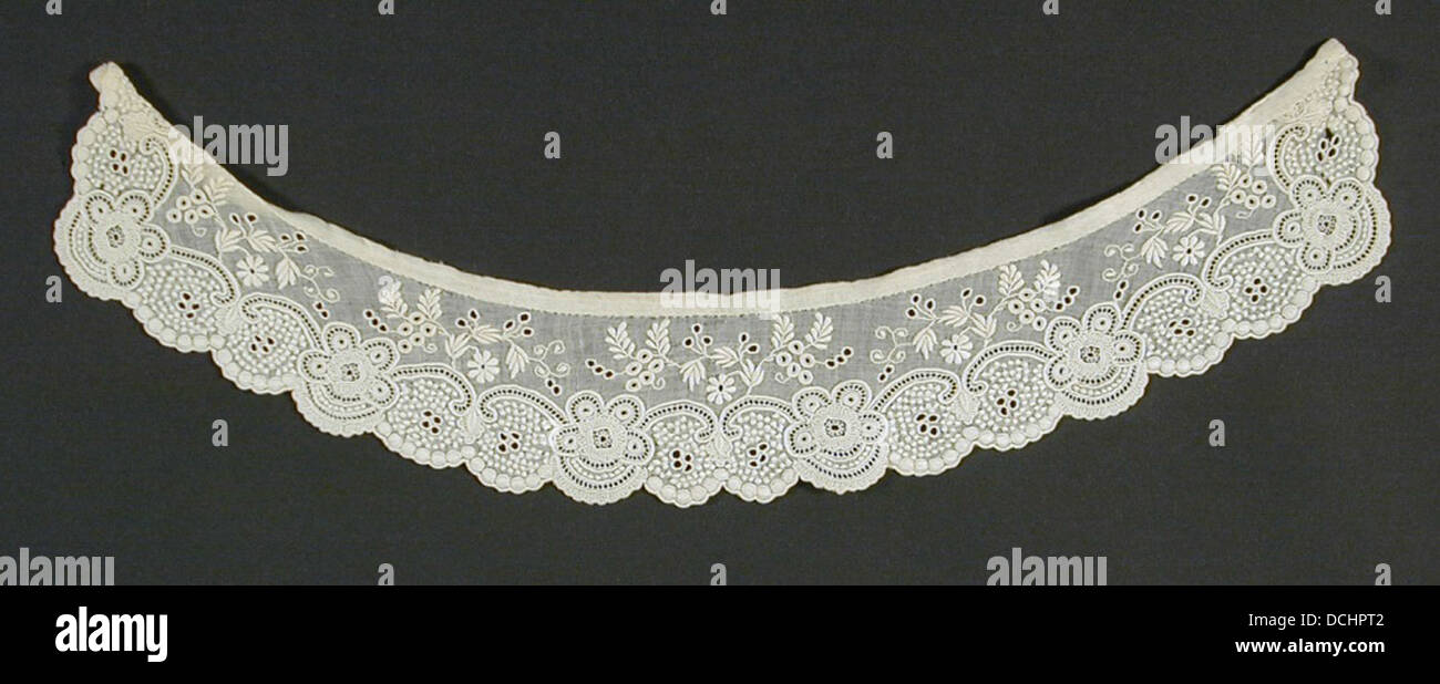 This fine white cotton collar from the mid-19th century is designed ...