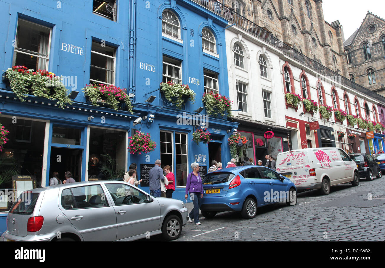 Victoria Street Edinburgh Scotland August 2013 Stock Photo - Alamy