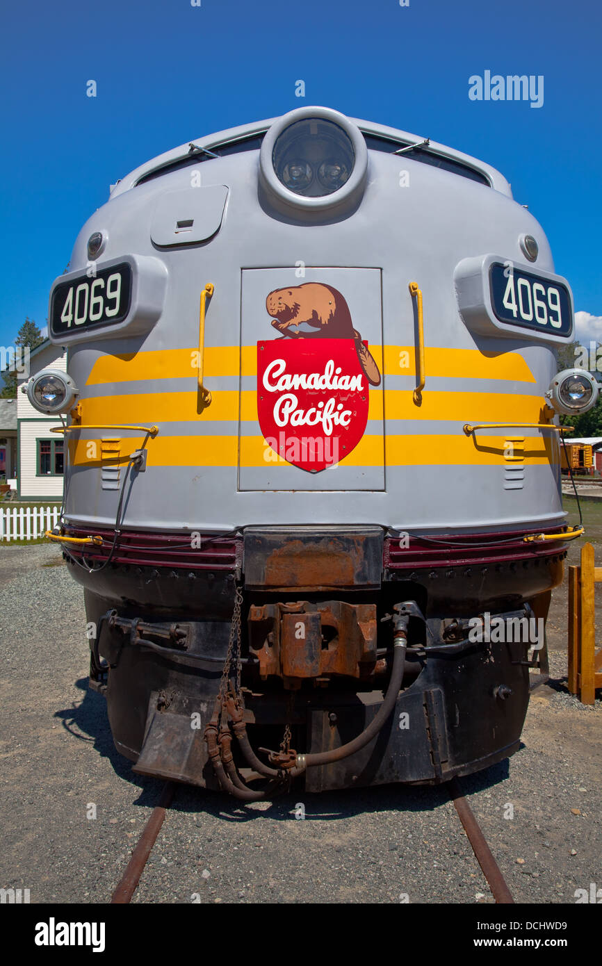 Canadian pacific railway locomotive hi-res stock photography and images - Alamy