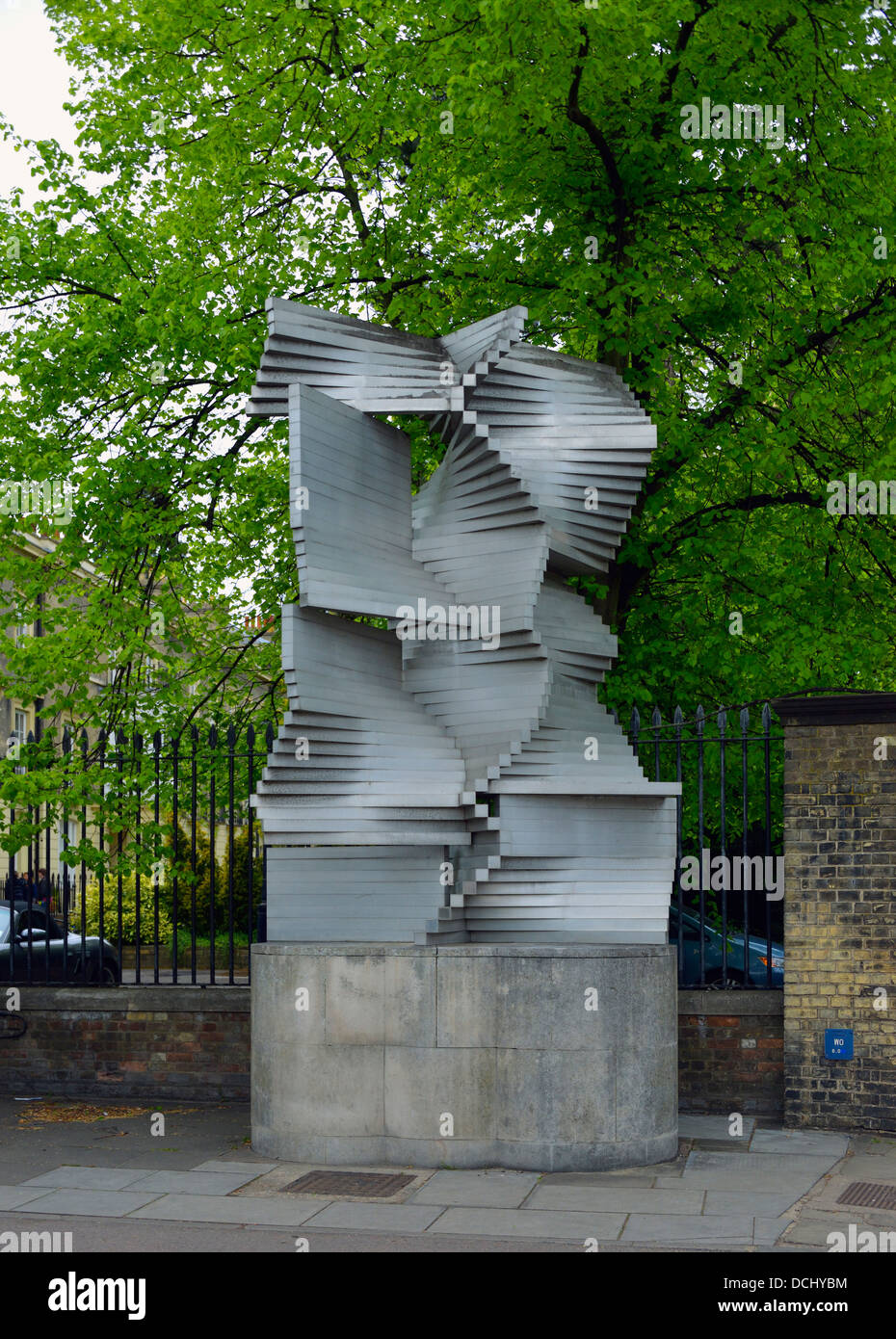 Aluminium sculpture by Kenneth Martin, 1967.Department of Engineering ...
