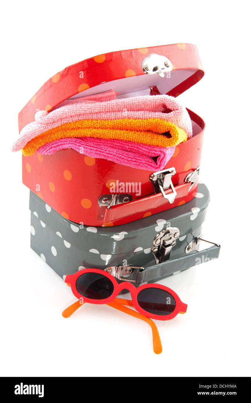 Suitcases packed hi-res stock photography and images - Alamy