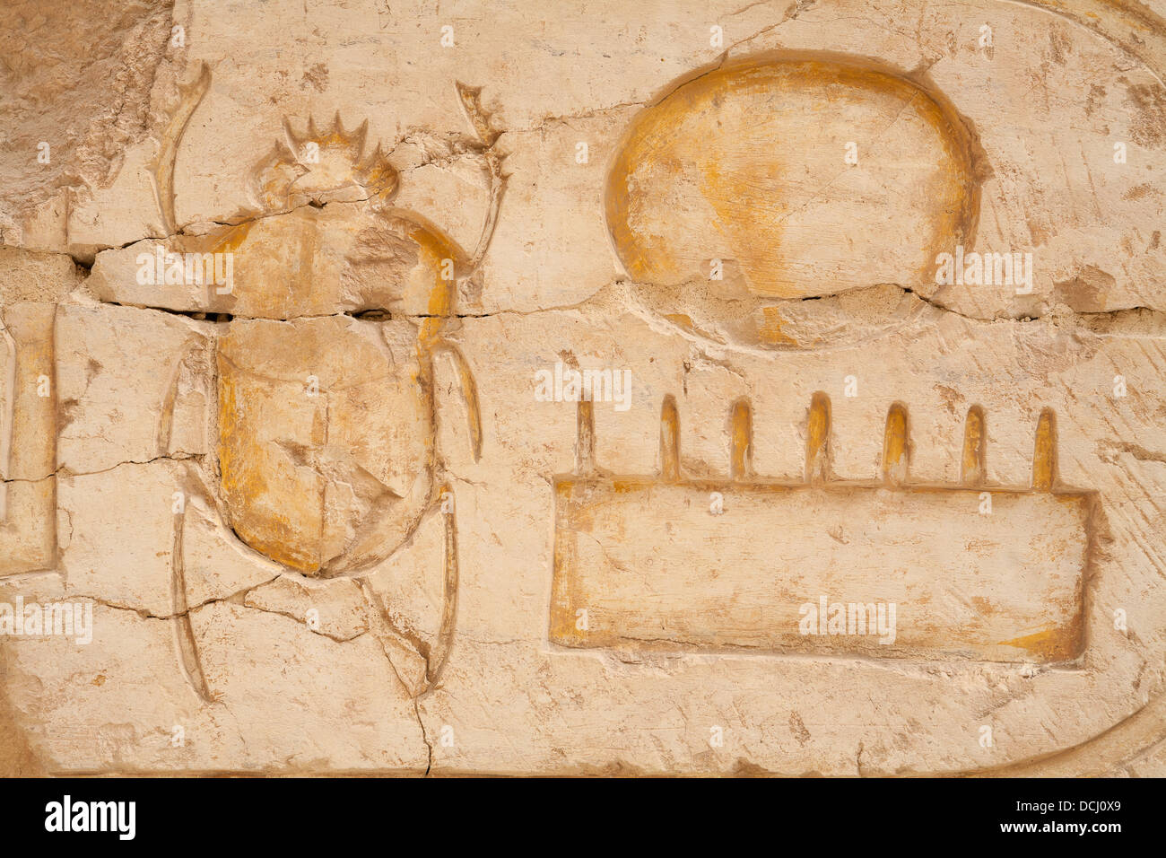 Scarab beetle ancient egypt hi-res stock photography and images - Alamy