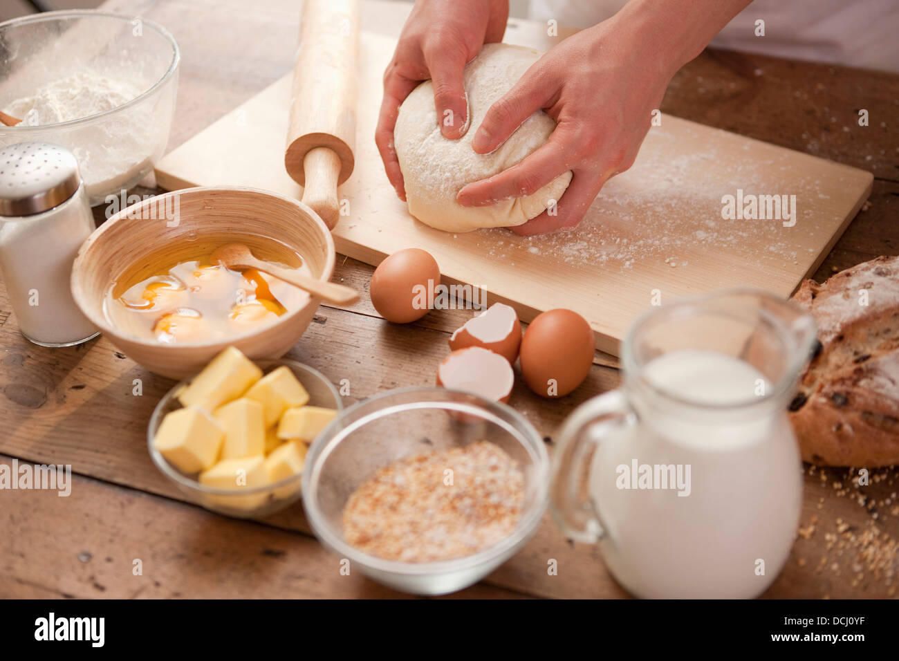 Rolling pin breadmaking hi-res stock photography and images - Alamy