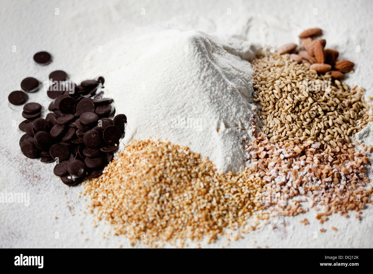 ingredients of bread Stock Photo - Alamy