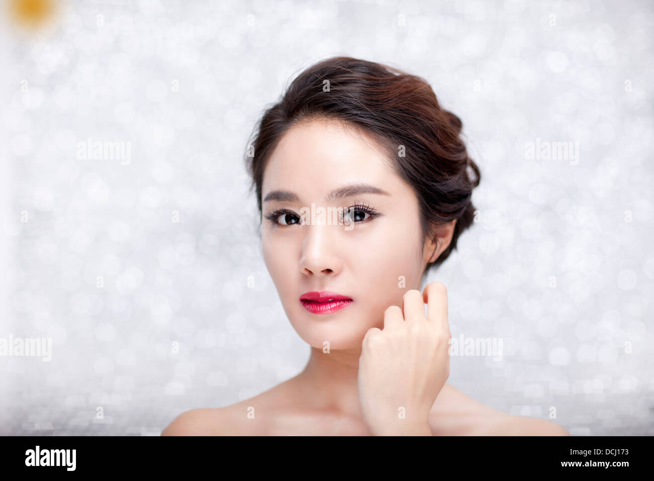 Hand gracefully hi-res stock photography and images - Alamy