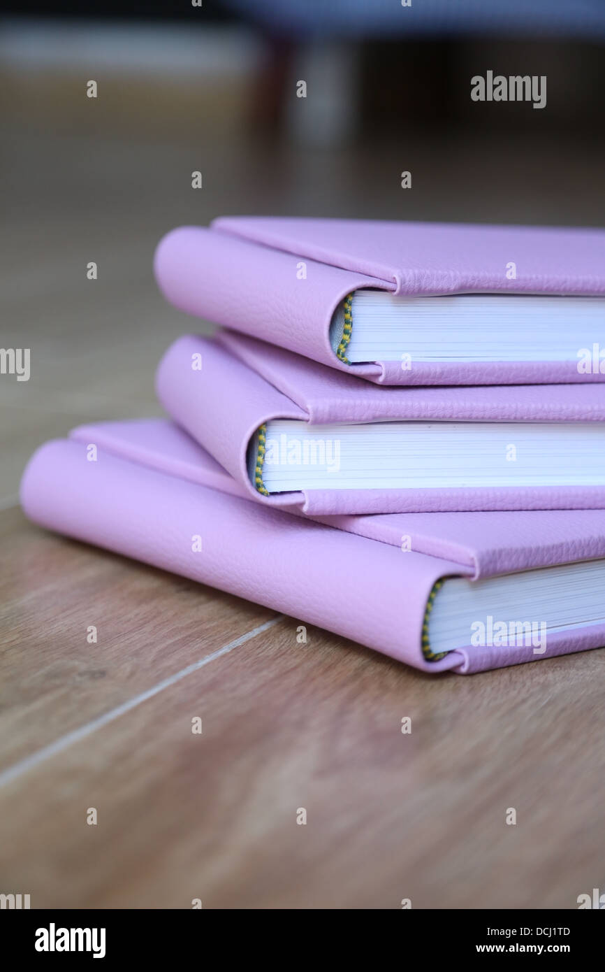 Photoalbum hi-res stock photography and images - Alamy