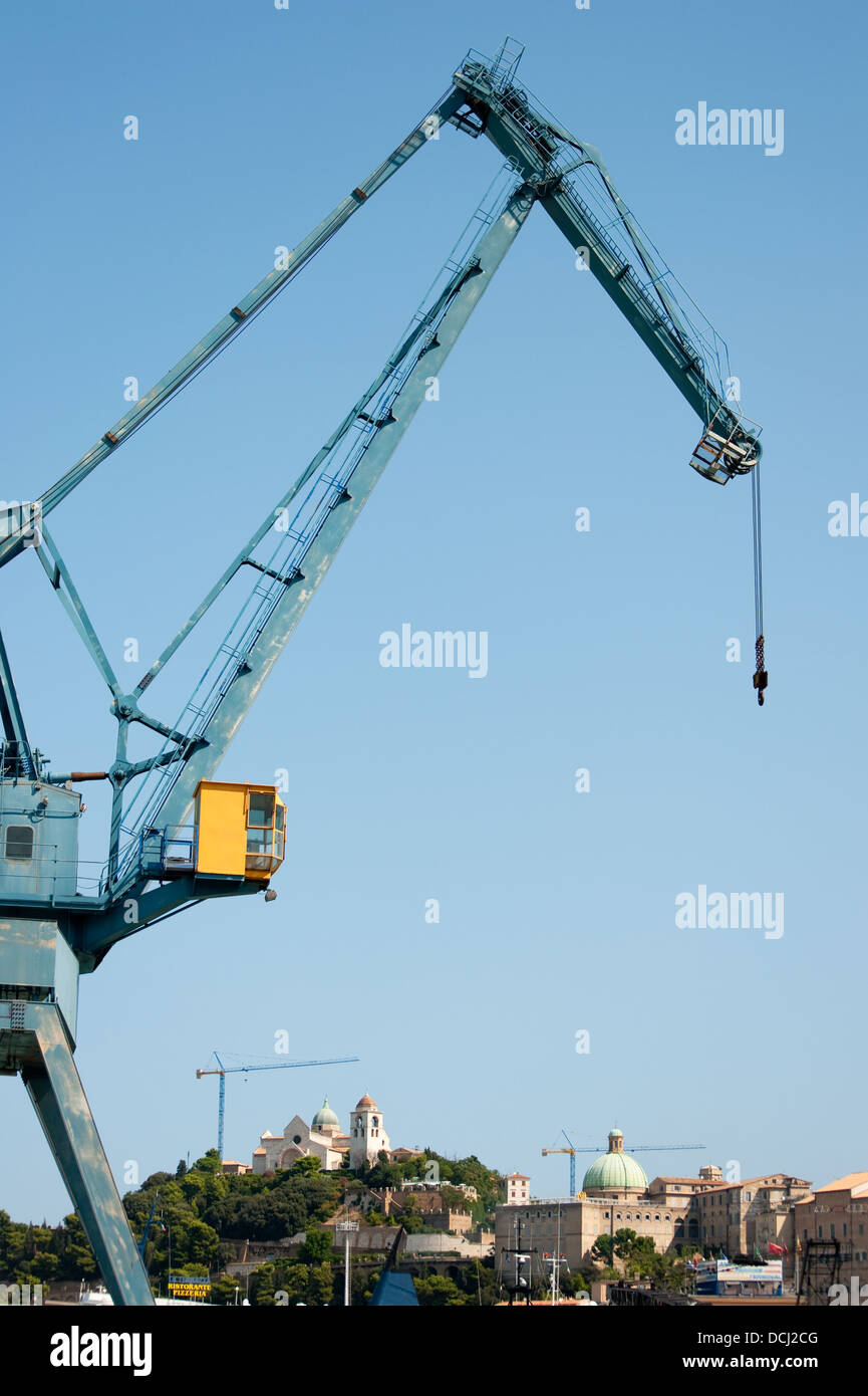 Big crane hi-res stock photography and images - Alamy