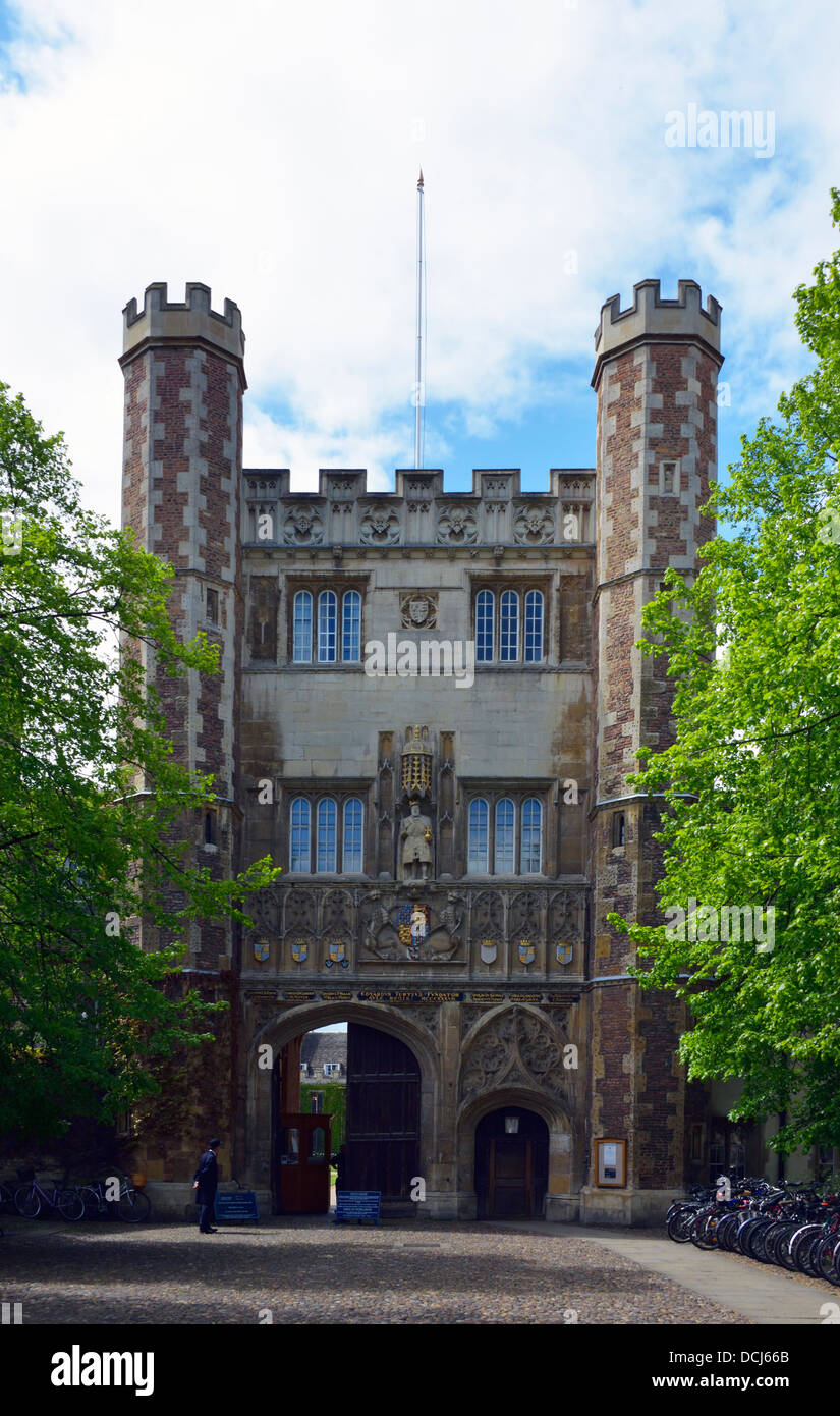 Great Gate Of Trinity College High Resolution Stock Photography and ...